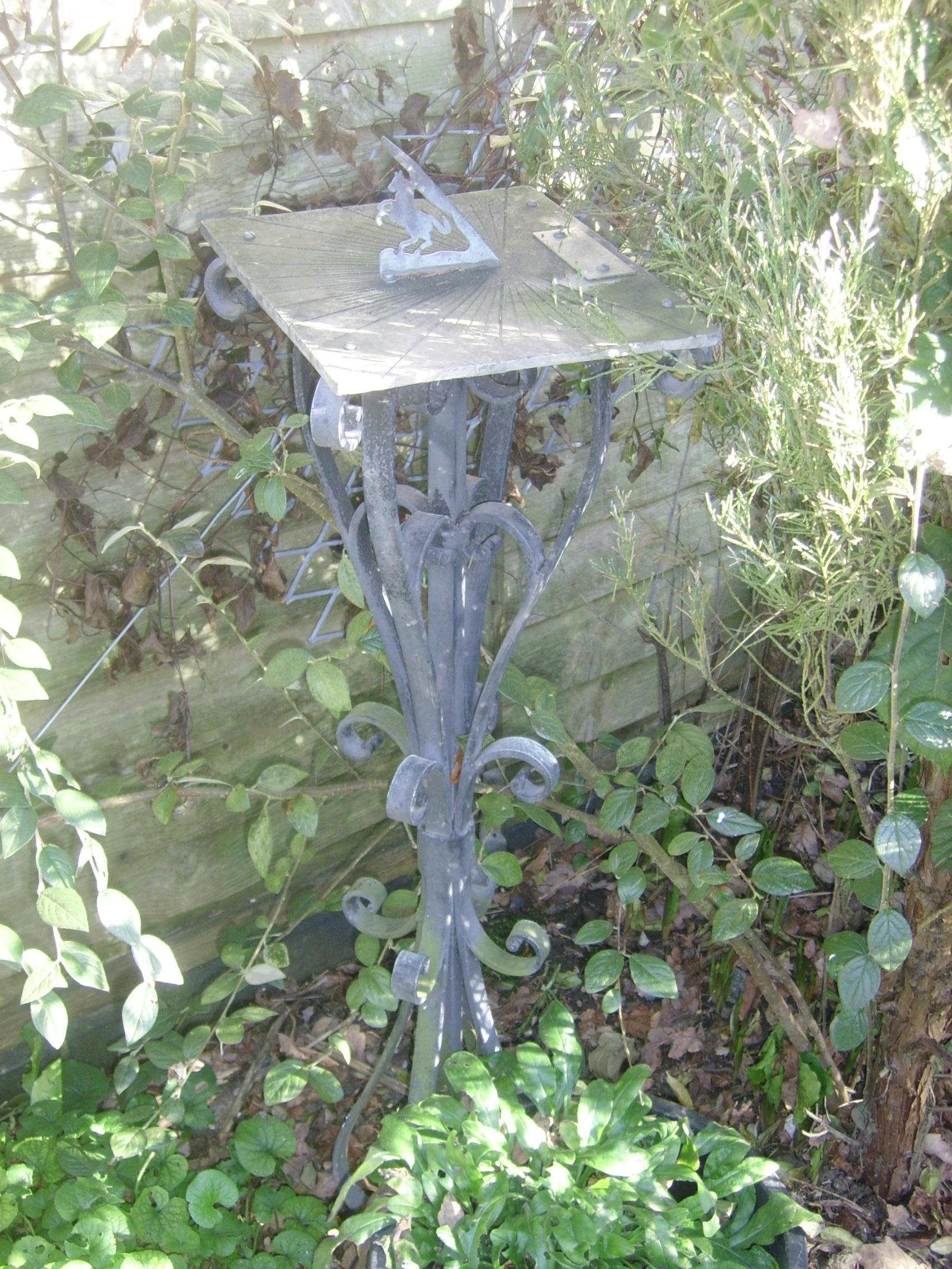 Small pedestal sundial - Petersfield Forge